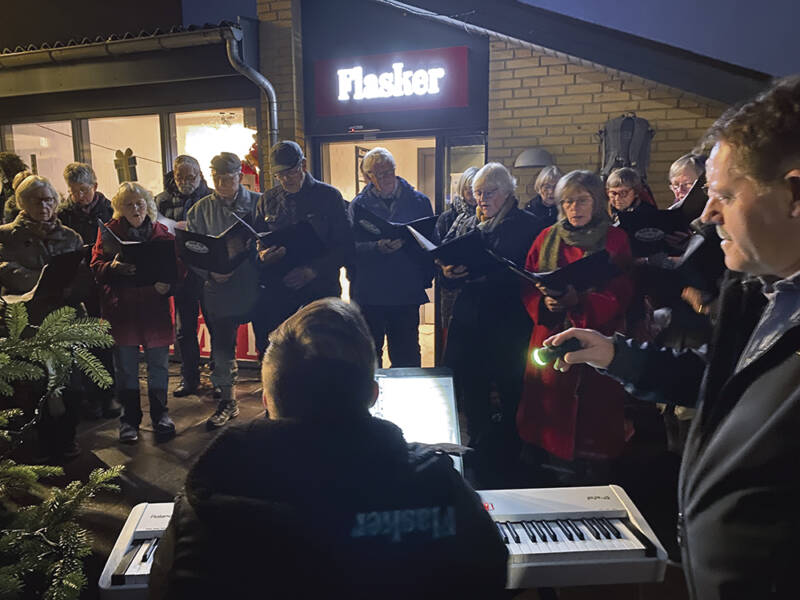 Julen blev tændt i Vester Sottrup - Gråsten Avis