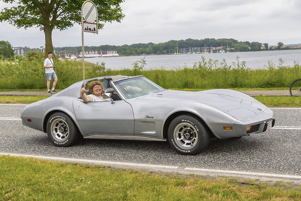 Gamle biler forbi Sønderhav - Gråsten Avis