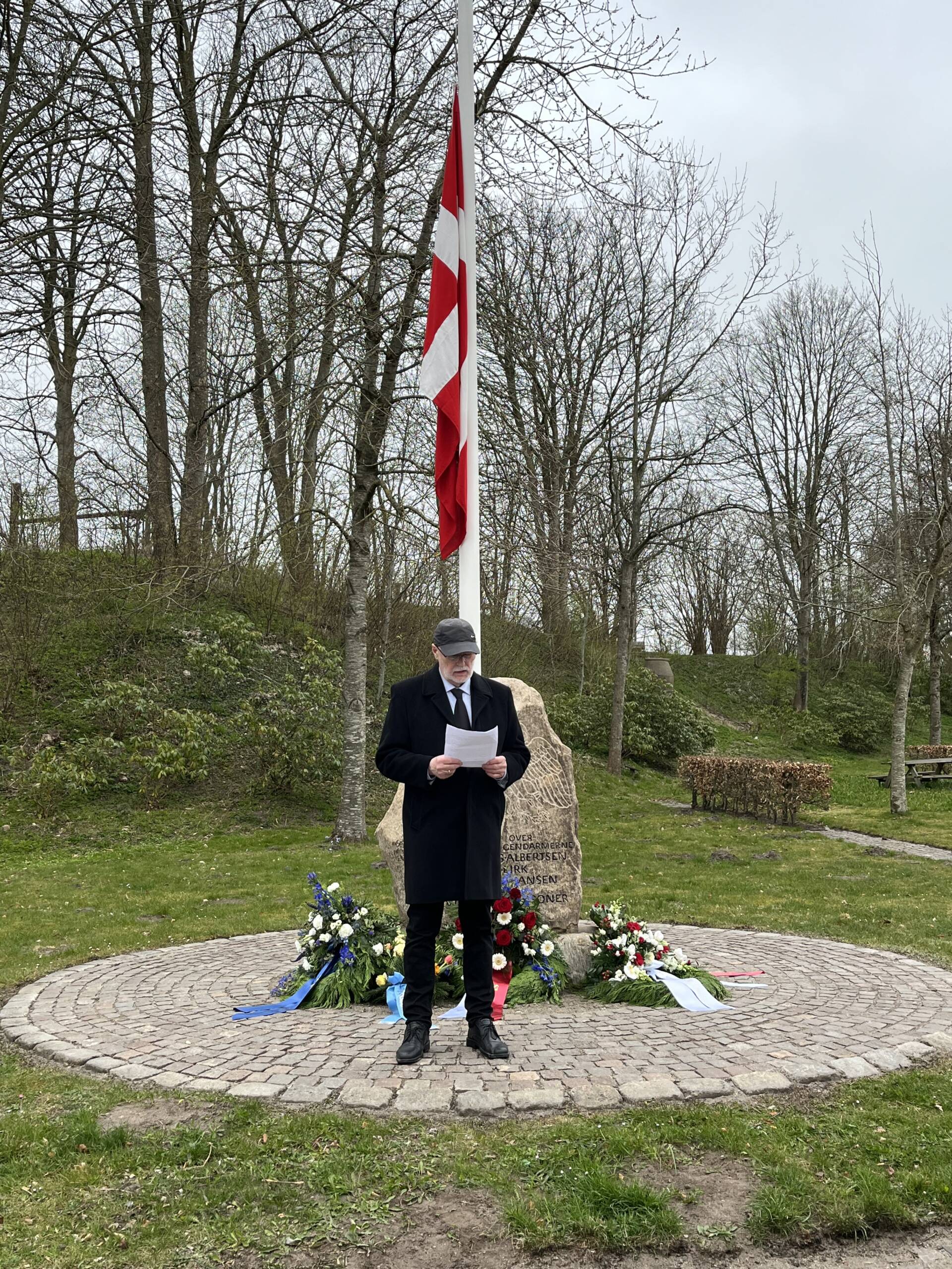 Billede 2 Mindehøjtidelighed 9. april 2025 Gendarmhave n - Gråsten Avis