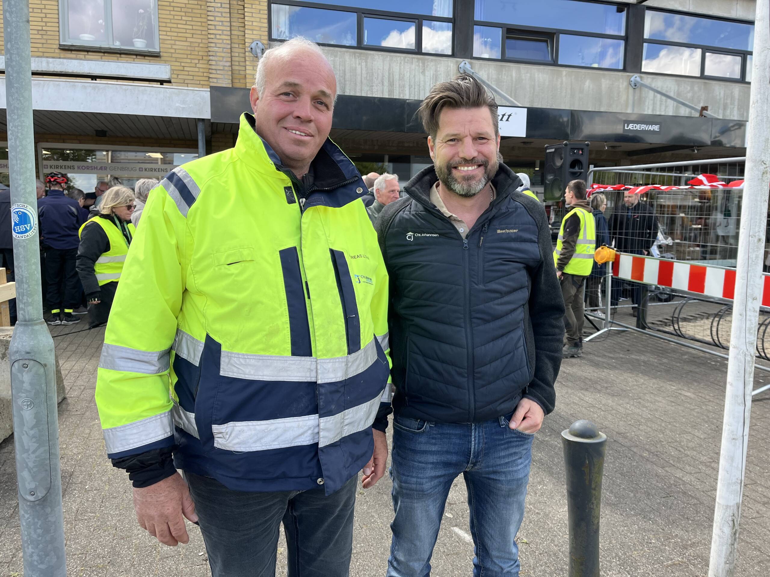 Billede 3 Padborg Torvecenter Byfornyelse nedlæggelse af forste sten 23.05.25 - Gråsten Avis