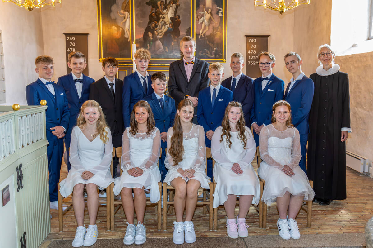 Konfirmation i Kværs - Gråsten Avis